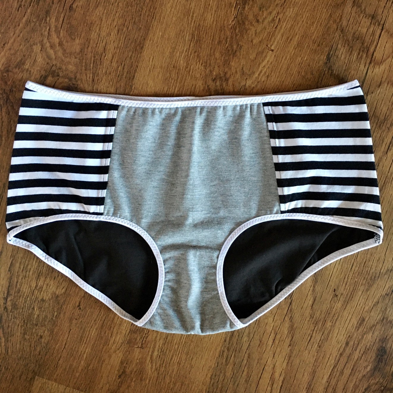 Ideas for you to knick(ers) and a few free patterns too. – Oh Sew That ...